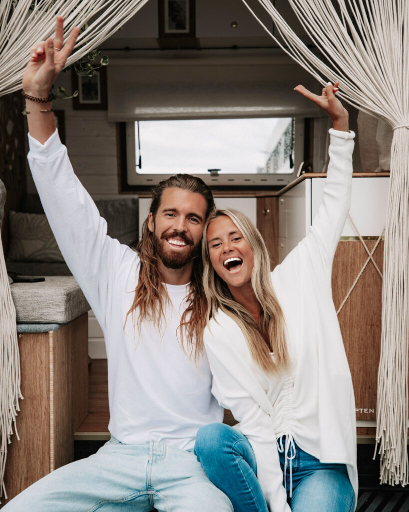 Reise-Influencer: Wenn Urlaub zur Arbeit wird - flin